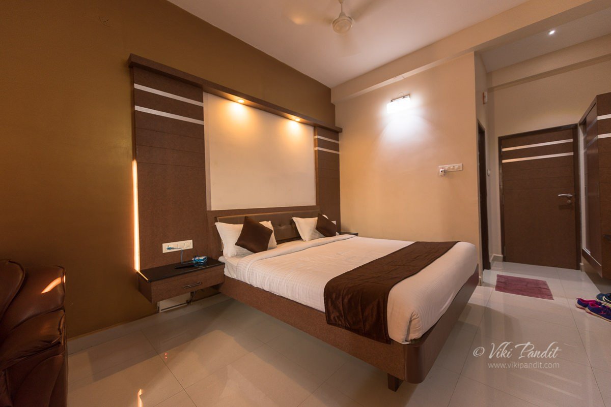 The Kovils of Kanchi Kailasanathar Temple - Rare Photos by Viki Pandit