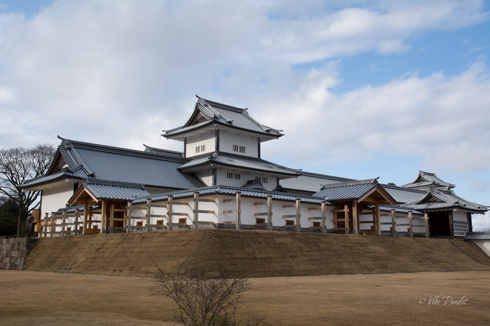 The illuminated Kenrokuen Garden - Rare Photos by Viki Pandit